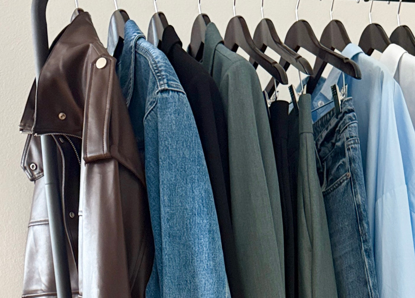 THE TALL CAPSULE WARDROBE, REIMAGINED by Modaccio– MODACCIO